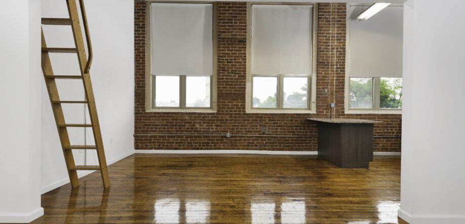 2074 Park Street - Parkville Management